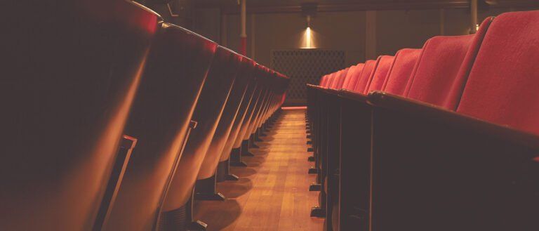 Aalborg Teater | Forestillinger, musicals og oplevelser i Aalborg